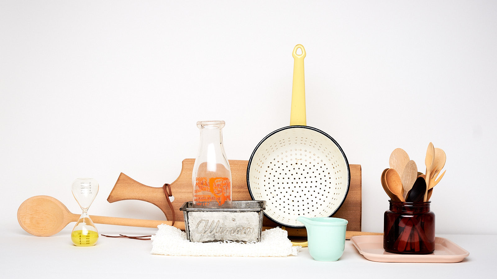 Exclusively online London based prop hire and store. – The Prop Bank