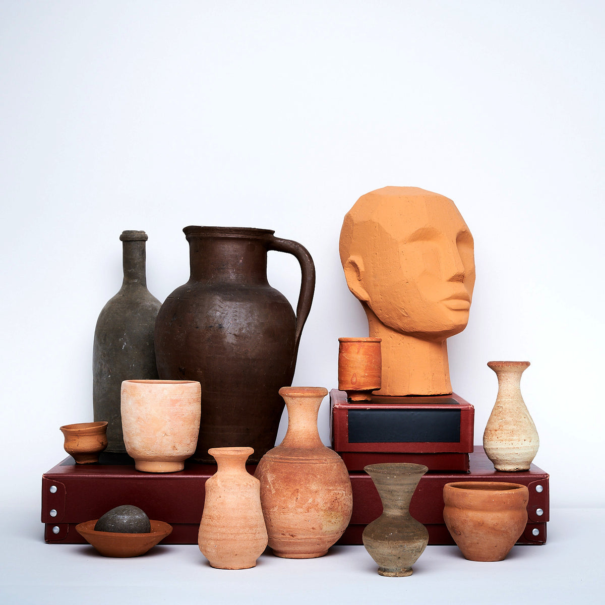 Pendant lights prop hire – The Prop Bank