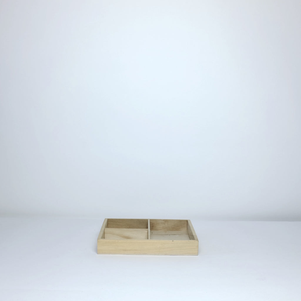 Square wood tray – The Prop Bank